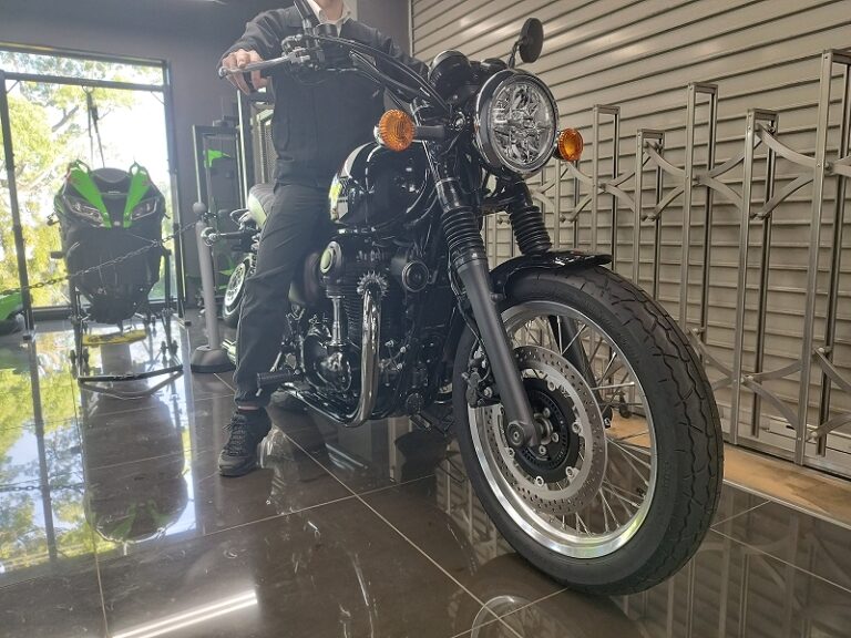 現行モデルのW800、MEGURO K3 との違い | KAWASAKI-ZONE